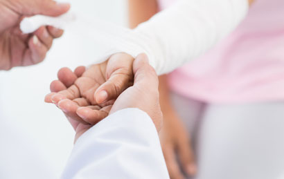 Orthopedic Los Angeles Surgeons Jennifer Hertz, Pamela Luk, MD, and ...